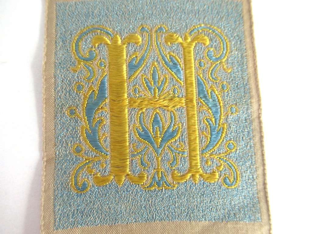 Letter H monogram Applique, 1930s Vintage Embroidered applique. Alphab ...