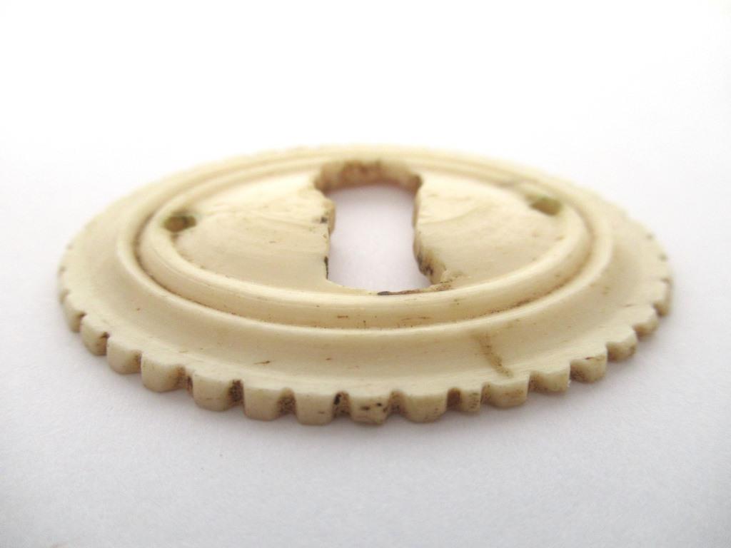 Keyhole cover, plate, bone escutcheon, keyhole frame. – UpperDutch
