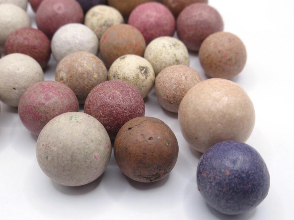 Set of 30 Antique Clay Marbles – UpperDutch