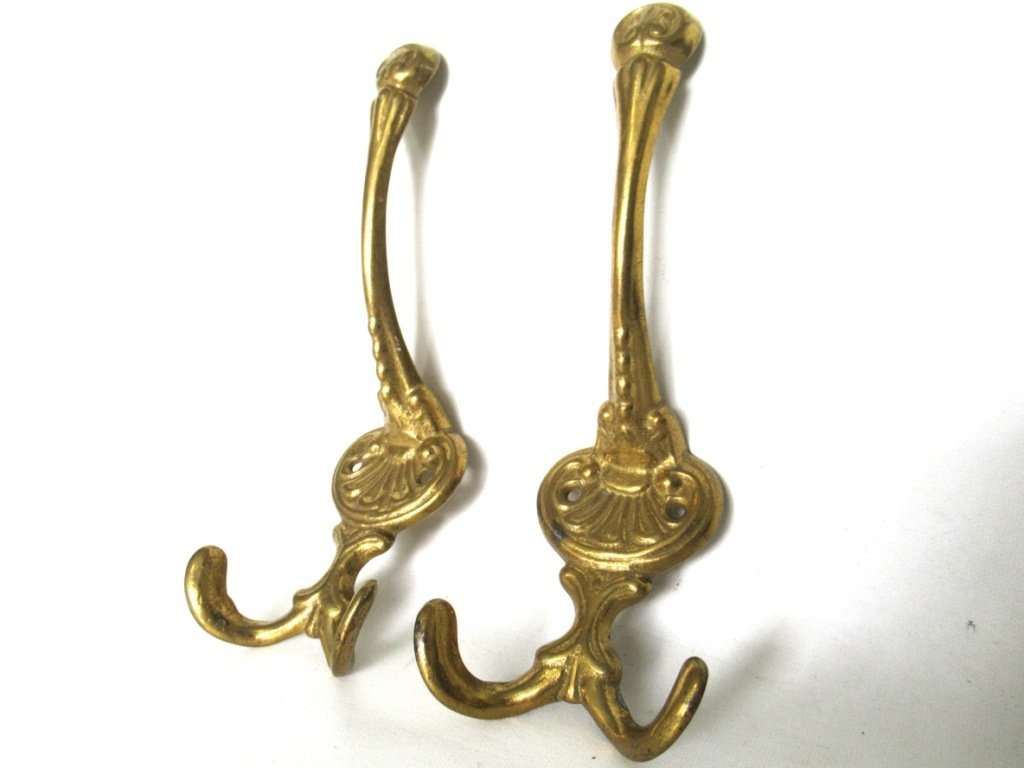 Set of 2 Wall hooks - Coat hooks - Ornate - Victorian style hooks ...