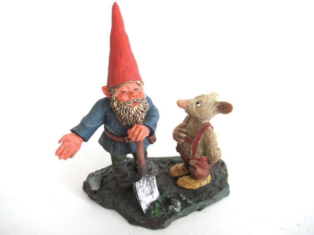 'Al with Mouse' in original box. Gnome with shovel and mouse figurine ...