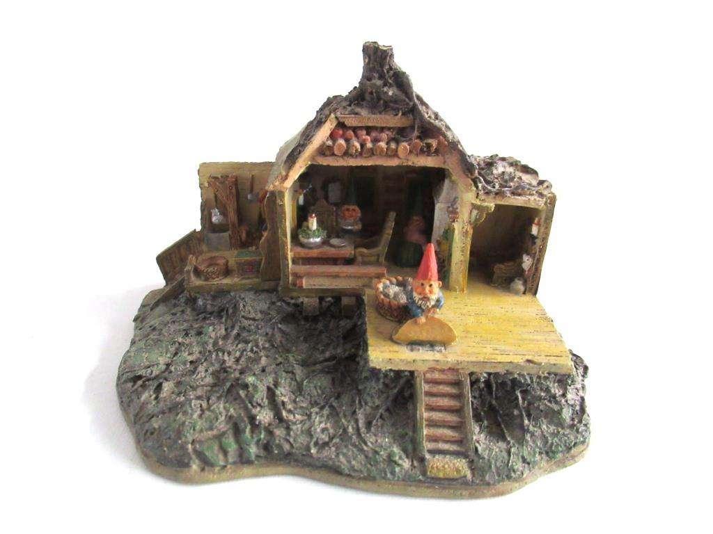 Gnome home 'Open house' Gnome figurine after a design by Rien Poortvli ...