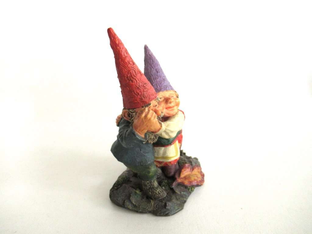 Rien Poortvliet gnome firgurine, dancing gnome couple. Classic Gnomes ...