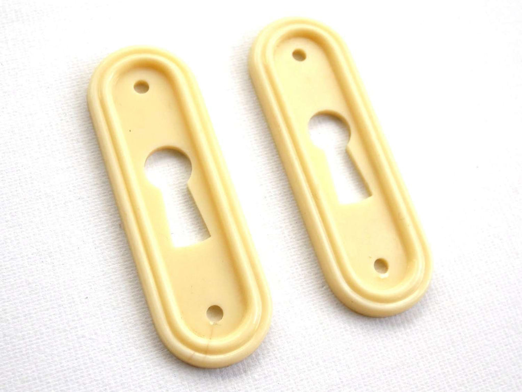 1 Vintage Keyhole cover plastic rounded escutcheon keyhole frame / pla ...
