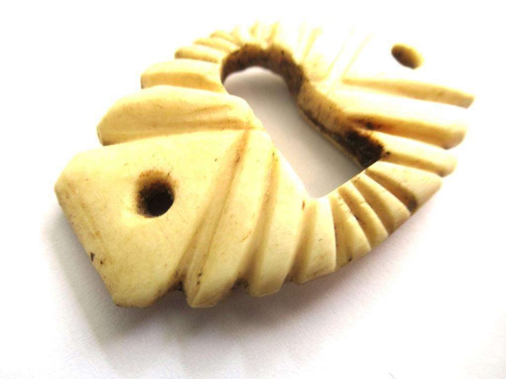 Bone Keyhole cover, plate, bone escutcheon, keyhole frame. – UpperDutch