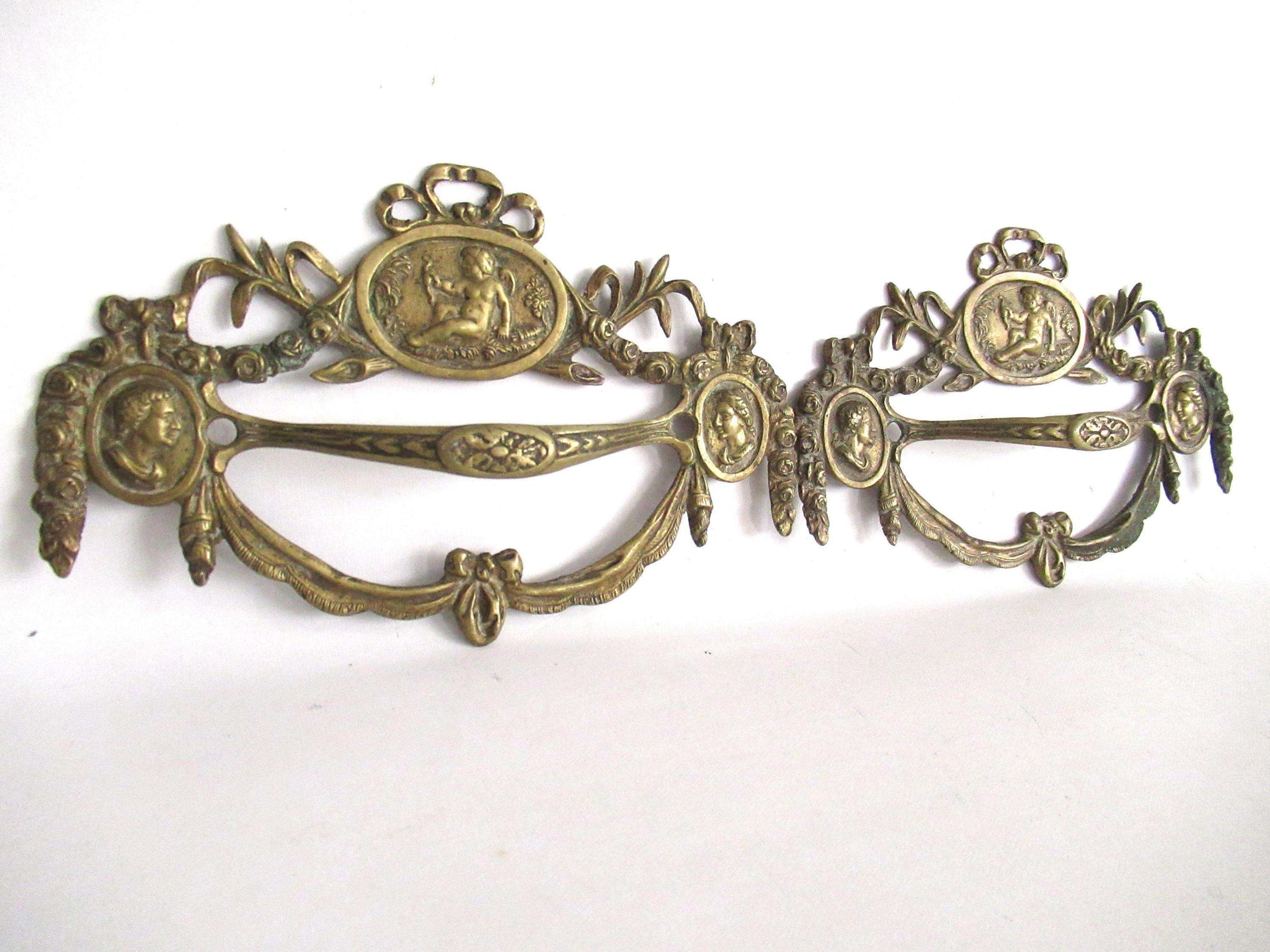 Stunning Set of 2 Antique Brass Drawer Handles. Ornamental Furniture A ...