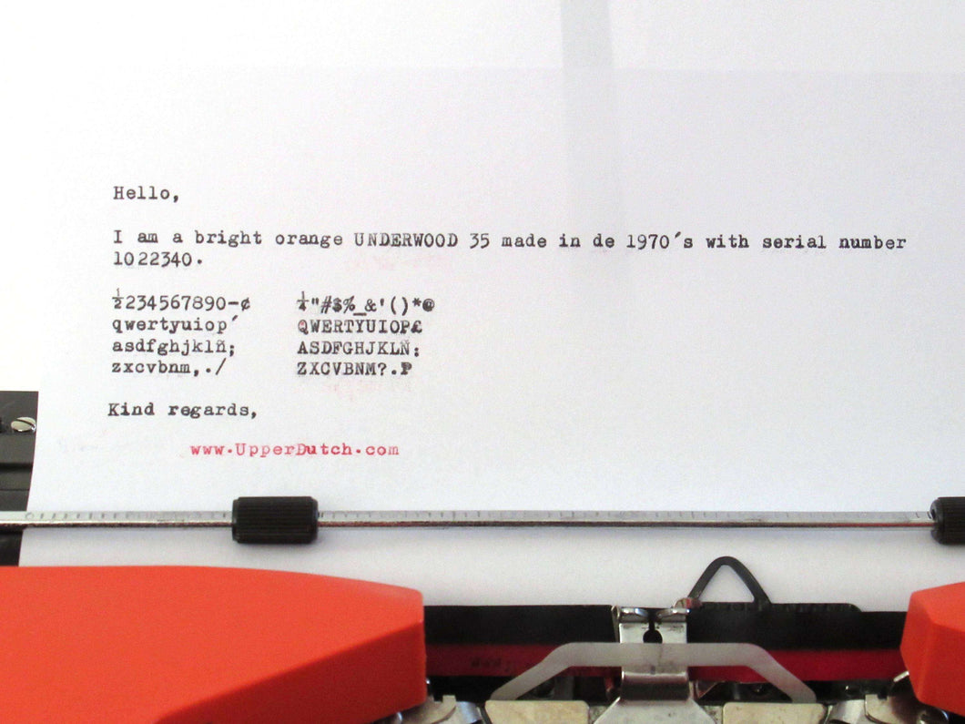 Underwood 35 working typewriter. 1970's Orange typewriter, QWERTY keyb ...
